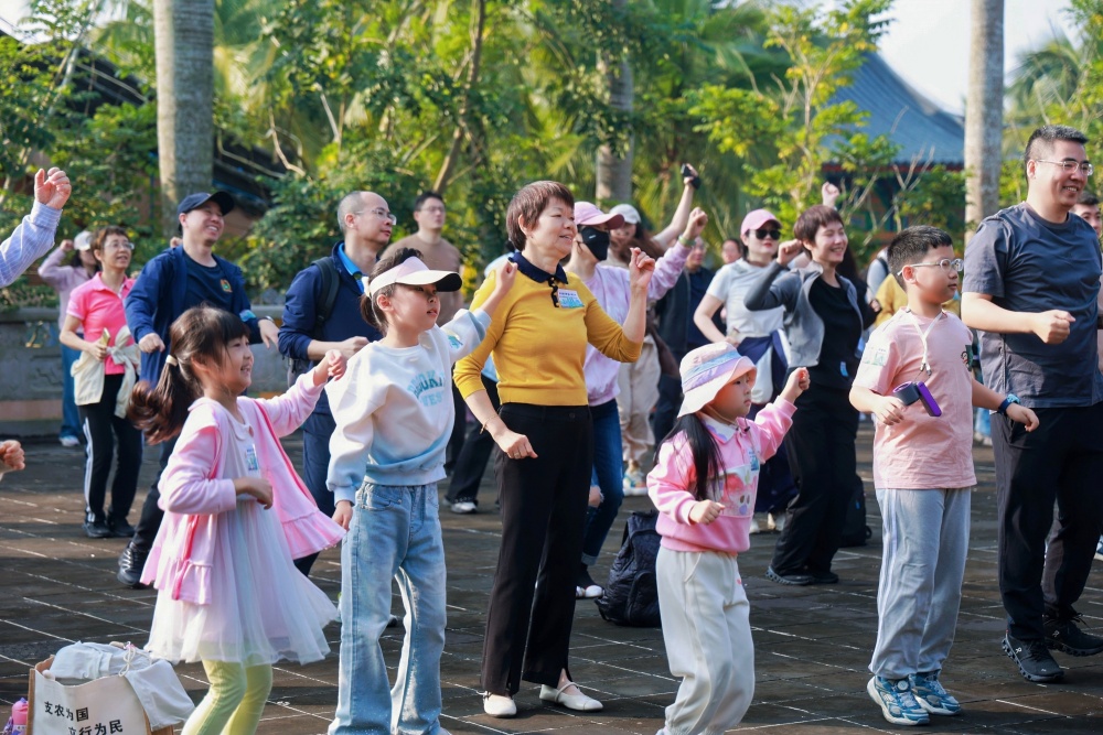 国家开发银行海南省分行2025年亲子秋游团建活动,金融保险类_客户案例_海南铭投拓展